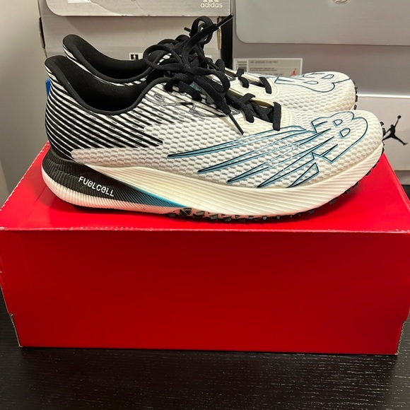 New Balance | Shoes | New Balance Fuel Cell Elite | Poshmark